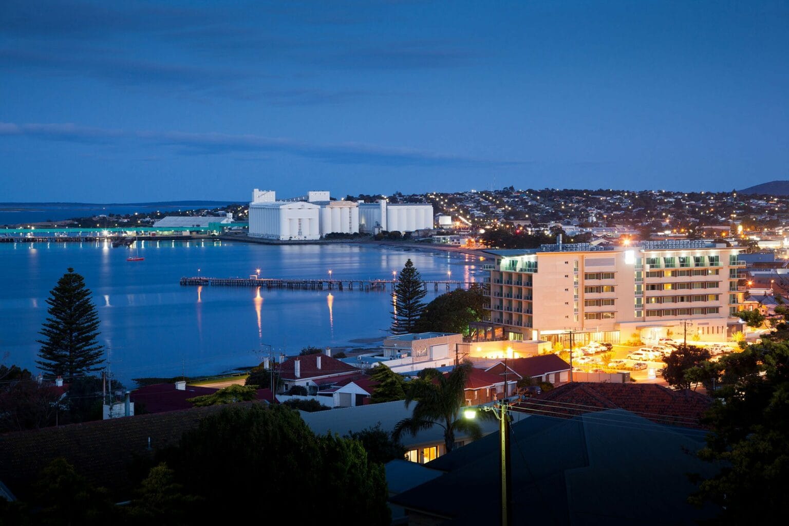 Port Lincoln Accommodation. Find Hotels, Apartments, B&Bs and more.